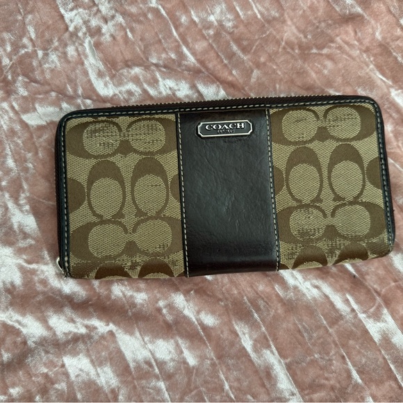 Coach | Bags | Coach Mono Wallet | Poshmark